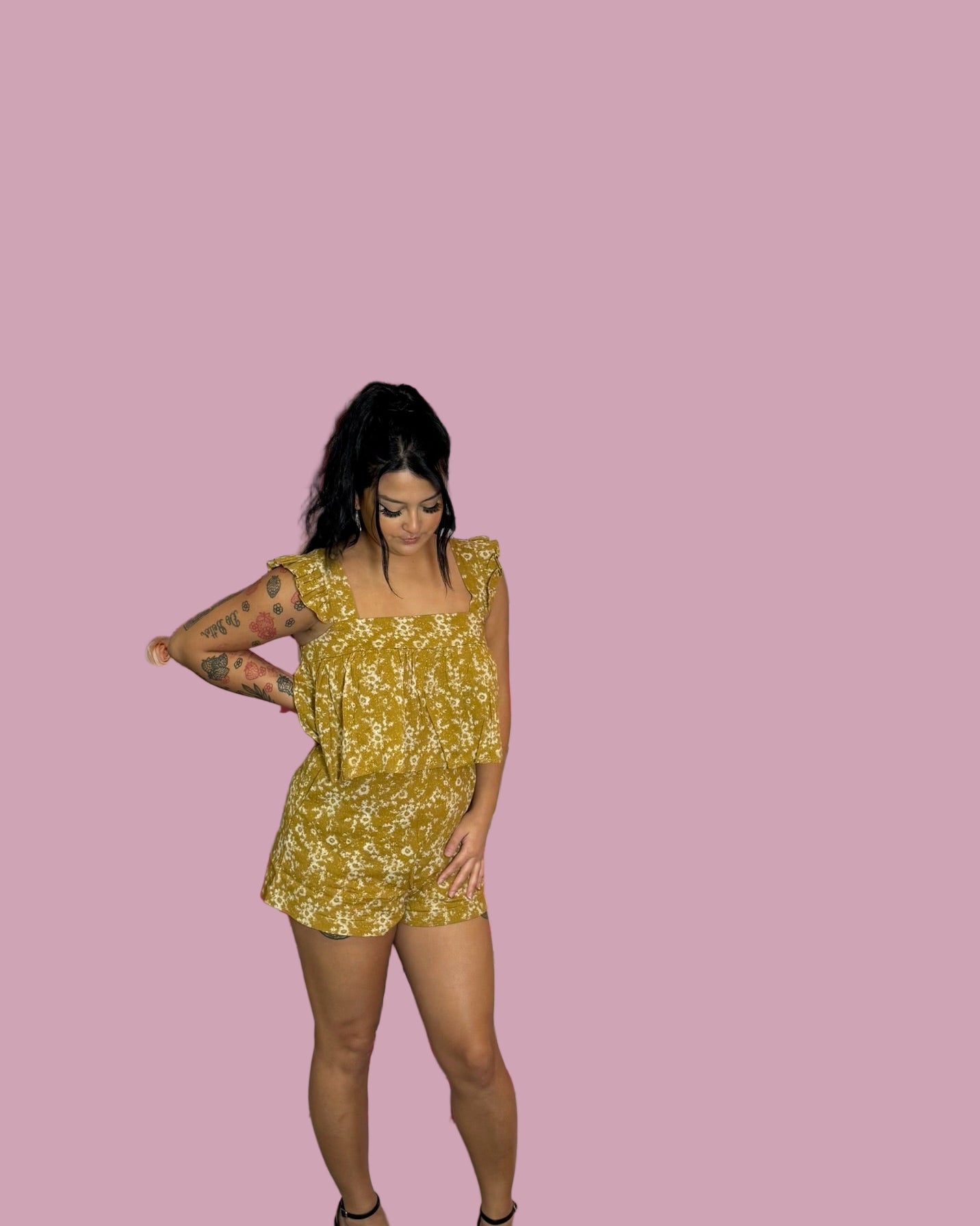 Mustard Ruffle Crop Set – The Snooki Shop